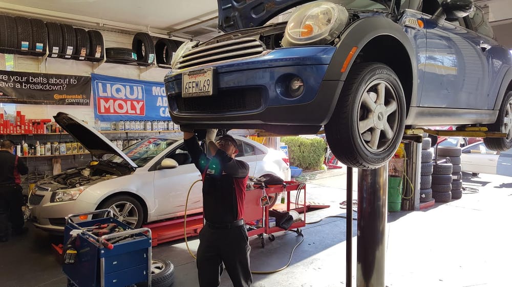 Hamilton's Automotive